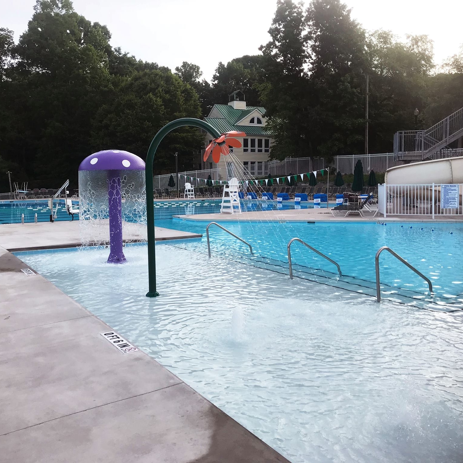 Woodcroft Community Pool - Vue Custom Pools & Design